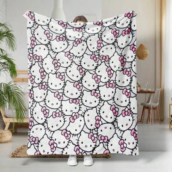 Hello Kitty | Bedding | Hello Kitty Flannel Microfiber Crib Throw ...